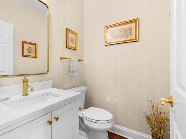 Modern Bathroom Design: The Best Toilet Styles - About Kitchens & More